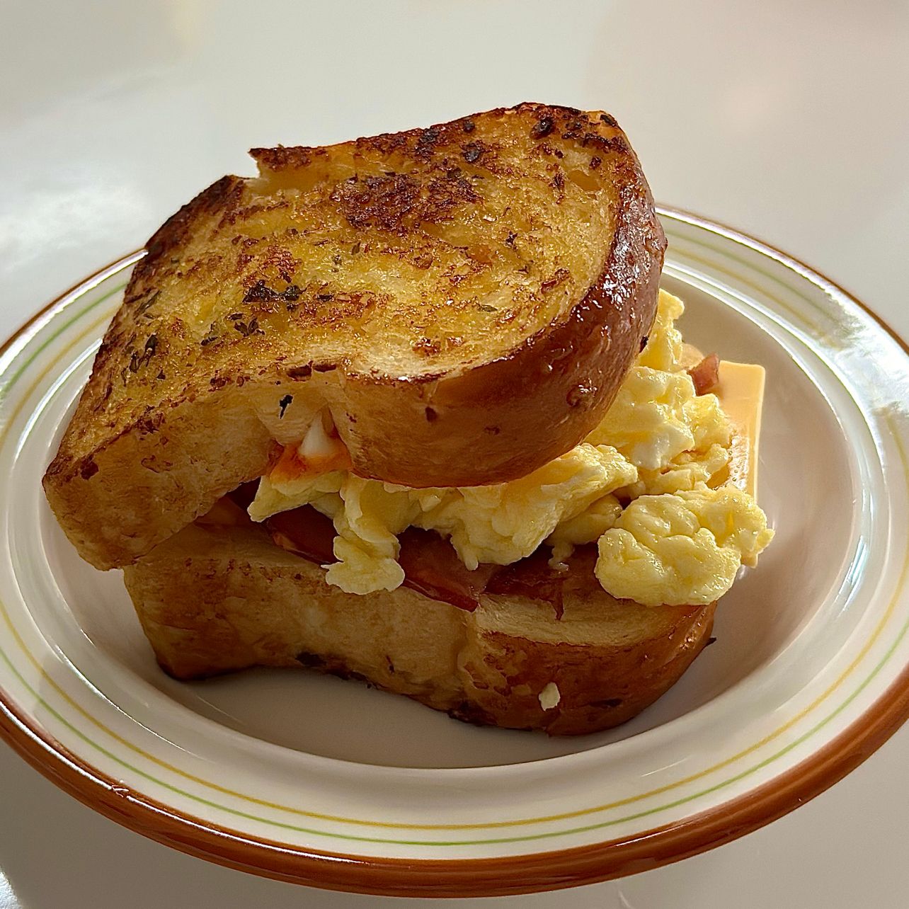 Ang_kko님의 스타일 - 우리의식탁 | 풍성해지는 스타일 정보