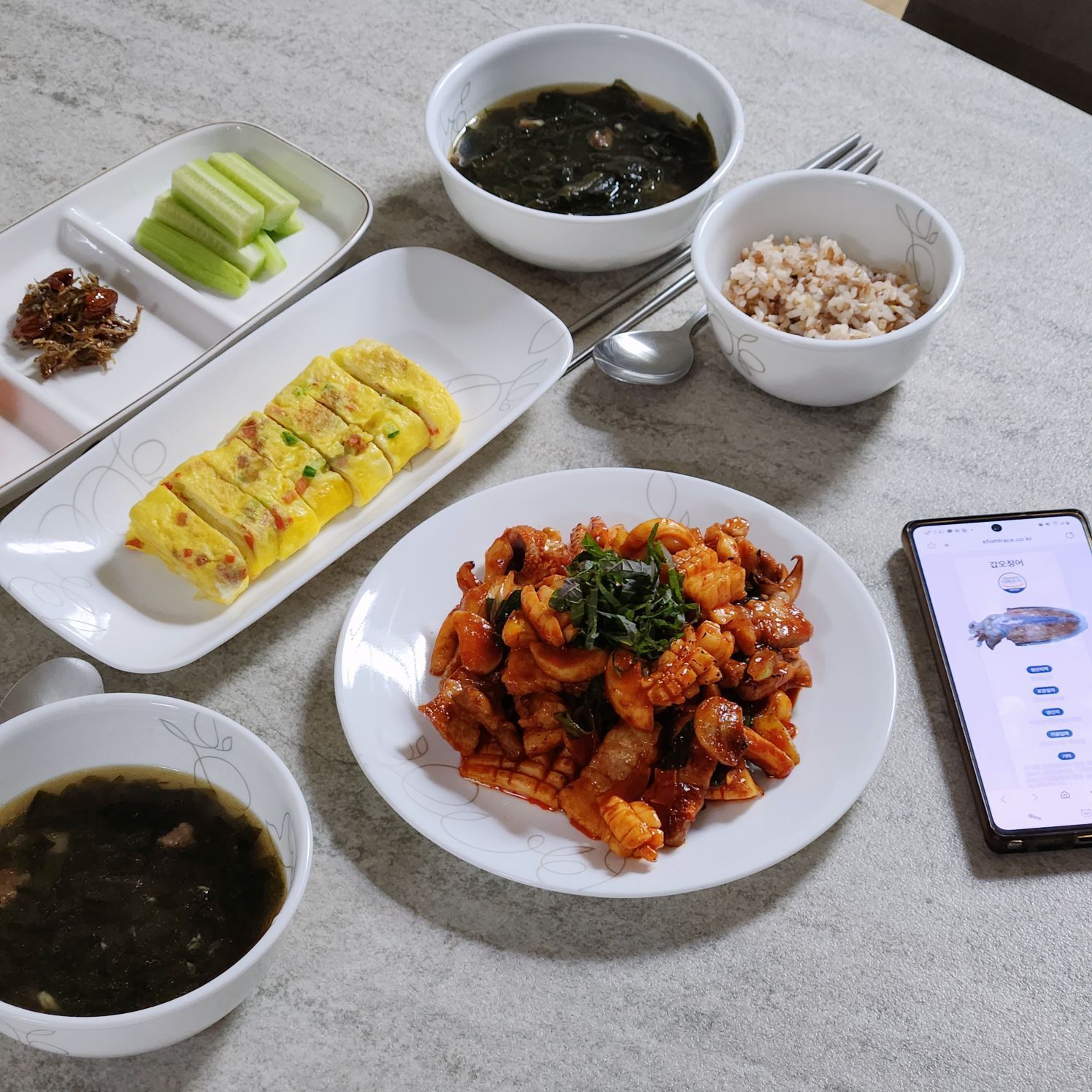 Irene_daily_ing님의 스타일 - 우리의식탁 | 풍성해지는 스타일 정보