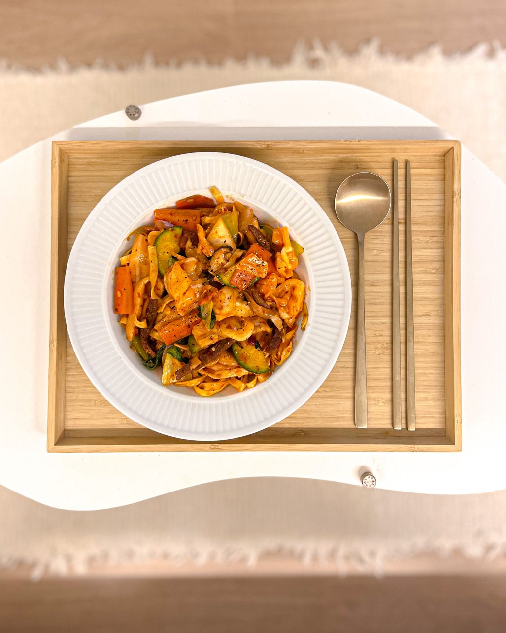 yeoneo님의 스타일 - 우리의식탁 | 풍성해지는 스타일 정보